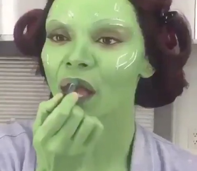 Gamora Served Us The Sassiest Meme Post-Endgame And You're Going To ...