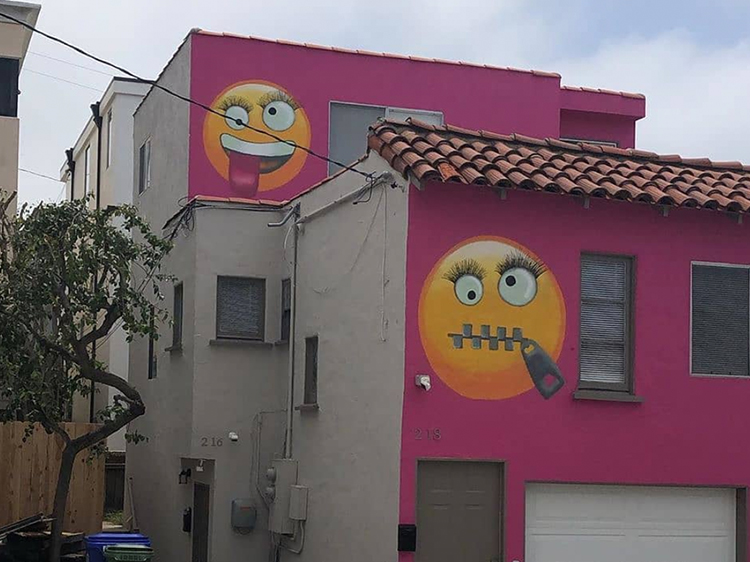 This Emoji House Feud Makes Your Petty Neighbours Look Like Angels