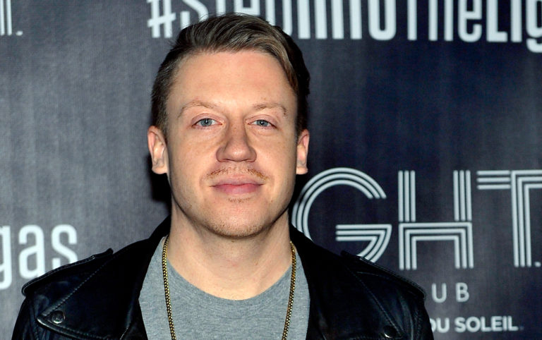 Macklemore Debuts Unrecognisable New Look And Fans Are Totally Divided
